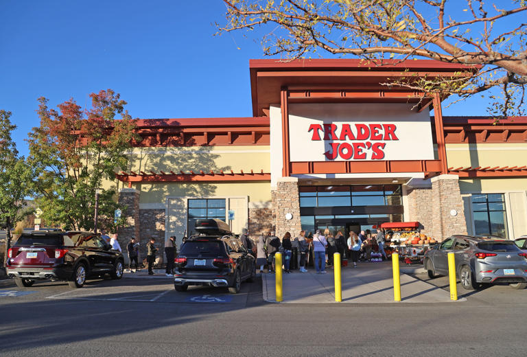 Grocery shopping on a budget? See how stores rate for quality, price