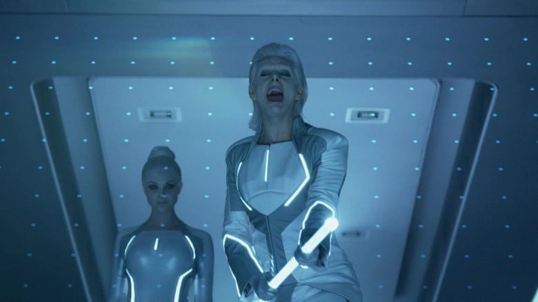 Tron: Legacy's Costumes Weren't Just Uncomfortable - They Were Dangerous