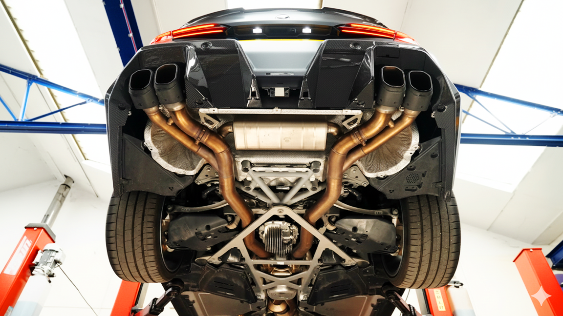 BMW G90 M5 With Akrapovič Exhaust: Rear Section vs Full System Sound Test