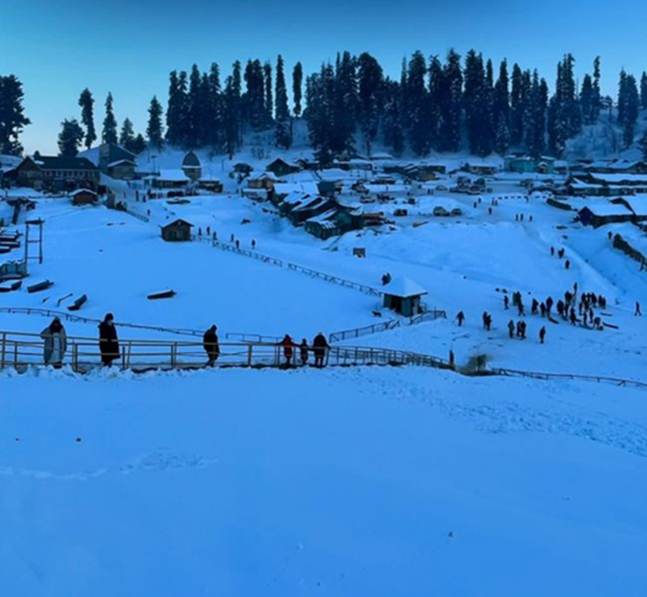 Travel: These 4 places are covered in snow in winter, you will be ...