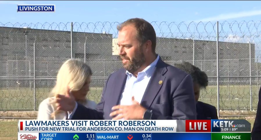Bipartisan group of Texas lawmakers visit death row inmate Robert ...