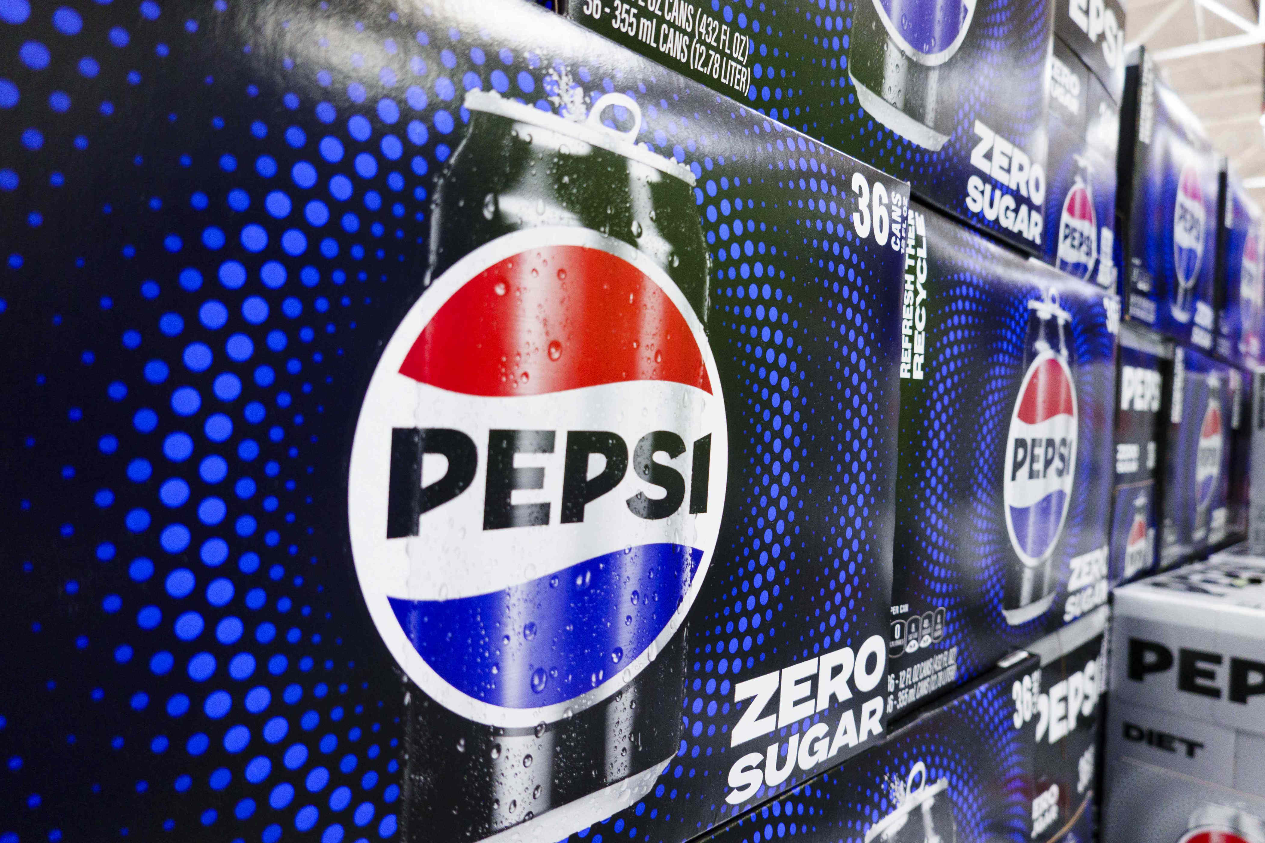 PepsiCo's Earnings Top Projections; Walmart's Schmitt to Take Over as CFO