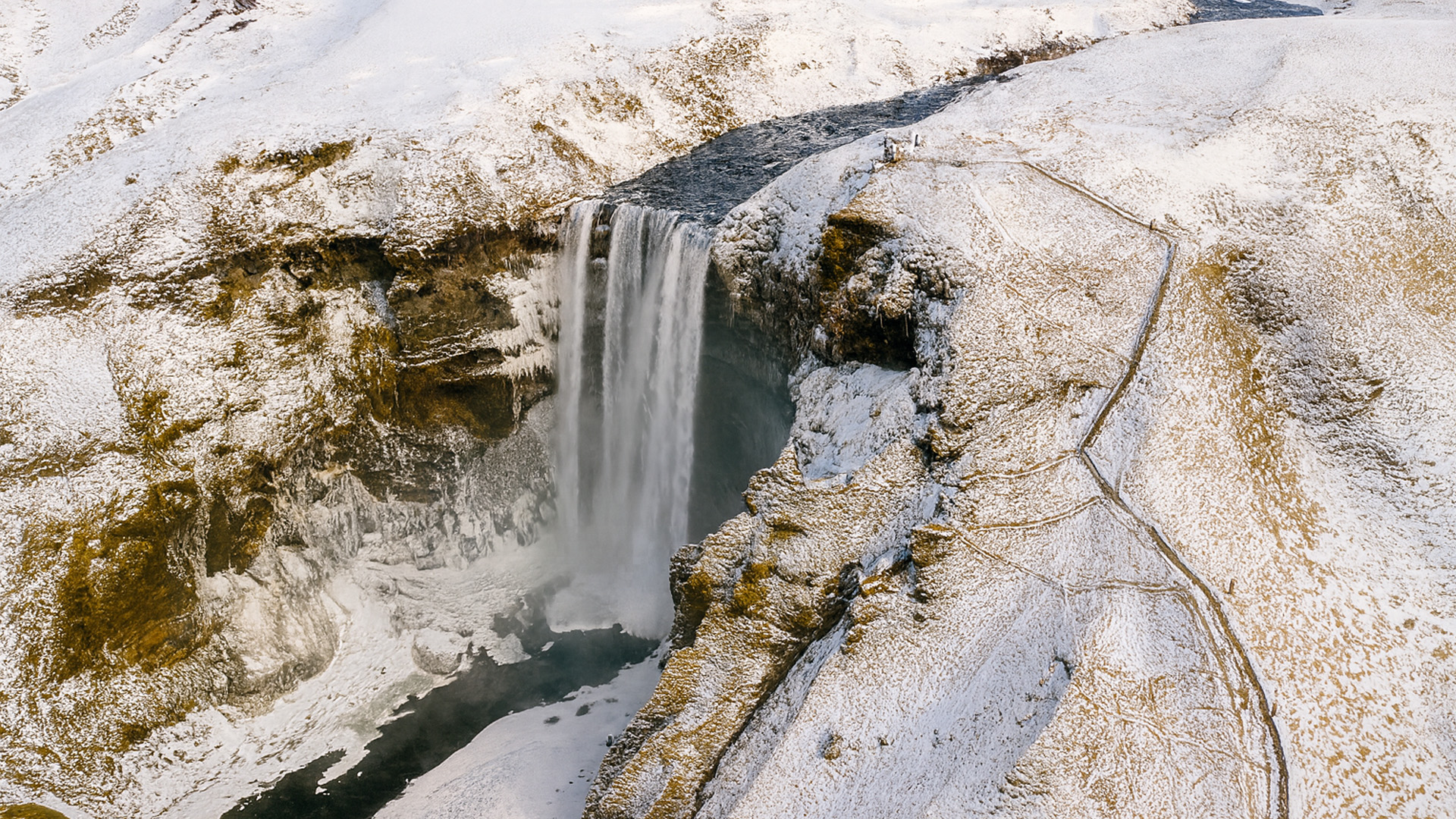 Skógafoss, Iceland – Frozen Waterfall in 4K