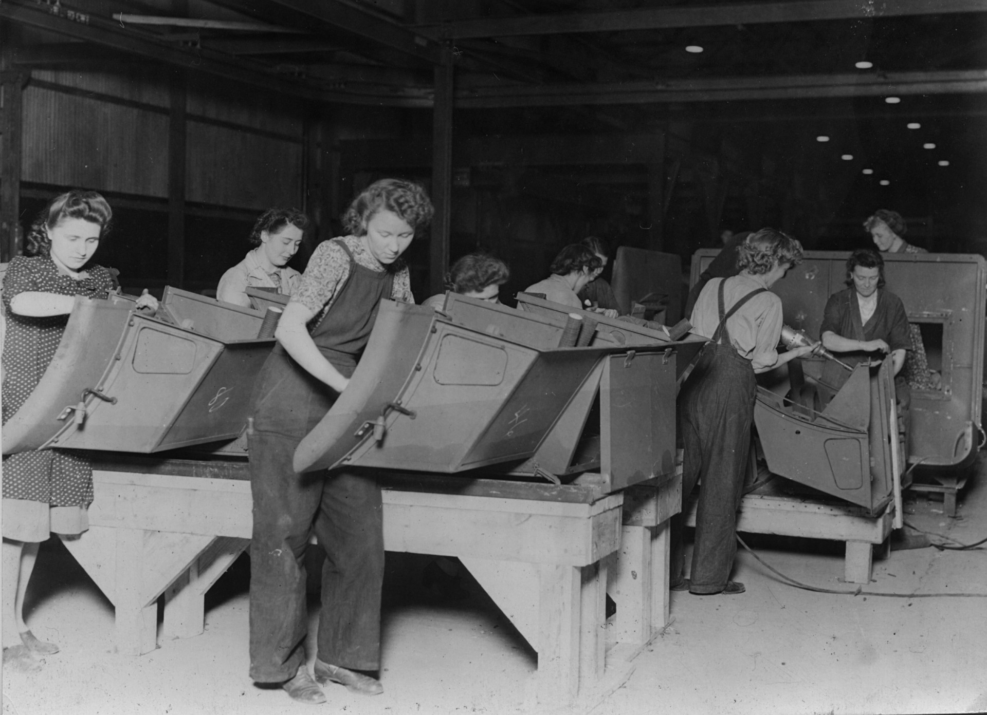 The women who took on crucial jobs during WWII