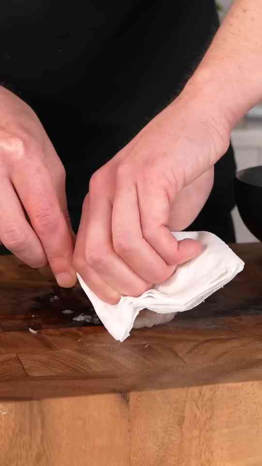 Simple Tip - How To Remove The Tendon From a Chicken Tenderloin