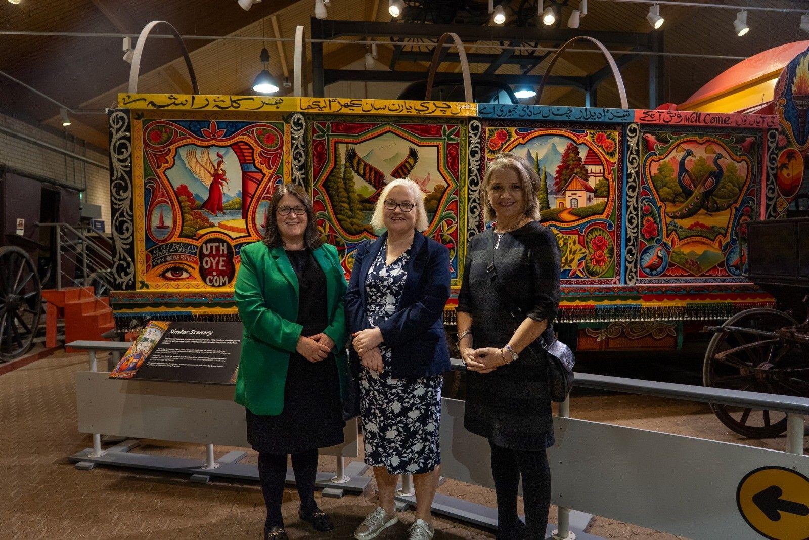 Rachel Hopkins MP welcomes Museums Minister to Luton as part of Labour ...