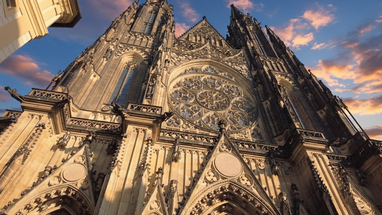 Prague City Walk – Inside the Castle and Surrounding Streets