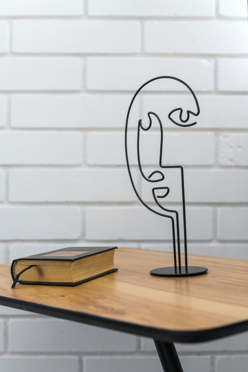 15 Unique Centerpiece Ideas That Work Beyond the Dining Room
