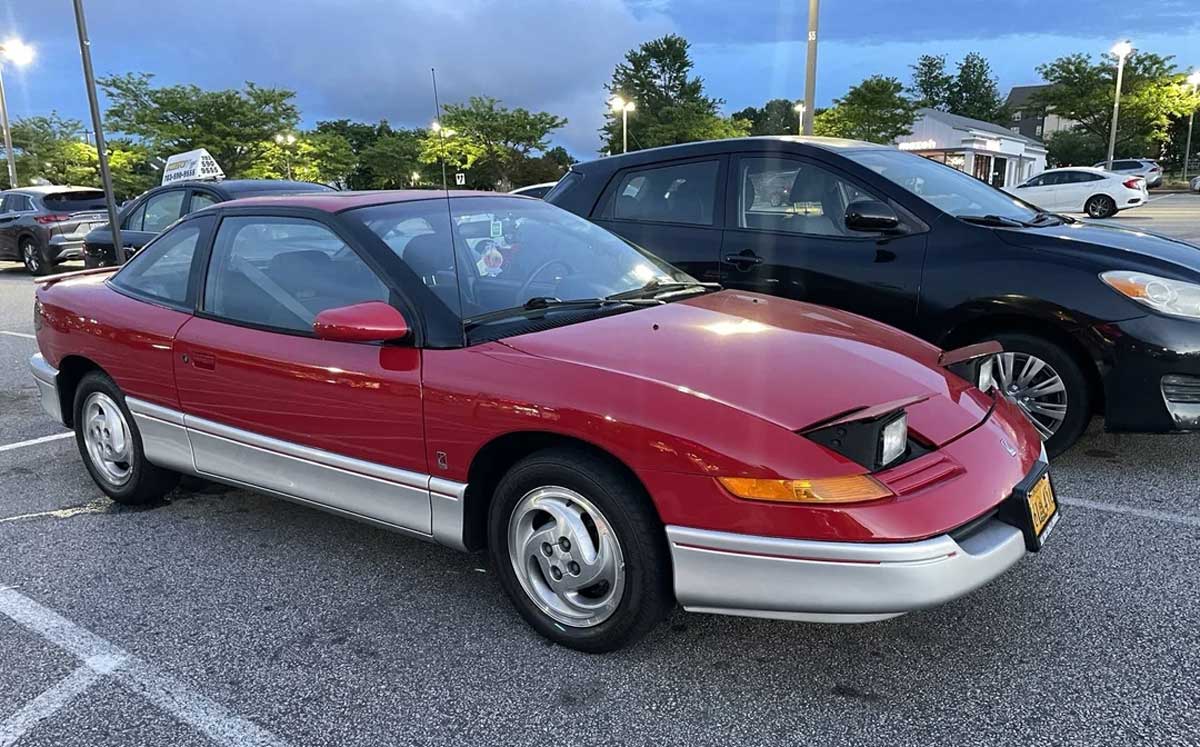 12 Forgotten Cars That Were Common in the 1990s