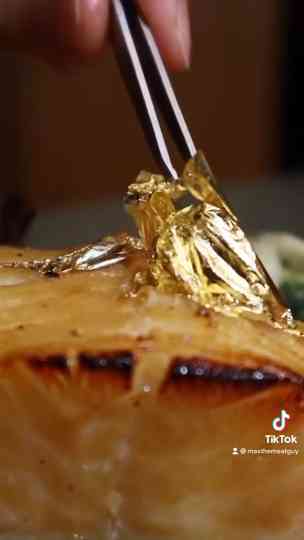 The GOLDEN Goldfish