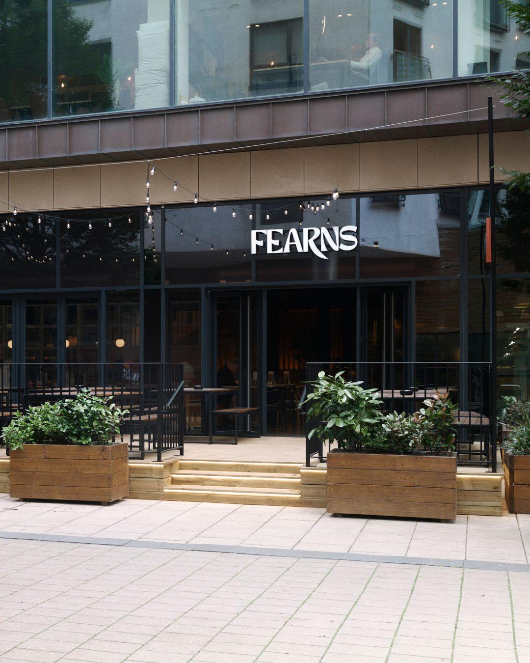 Leeds Dock’s Fearns to be to home to seasonal sip and paint sessions in ...