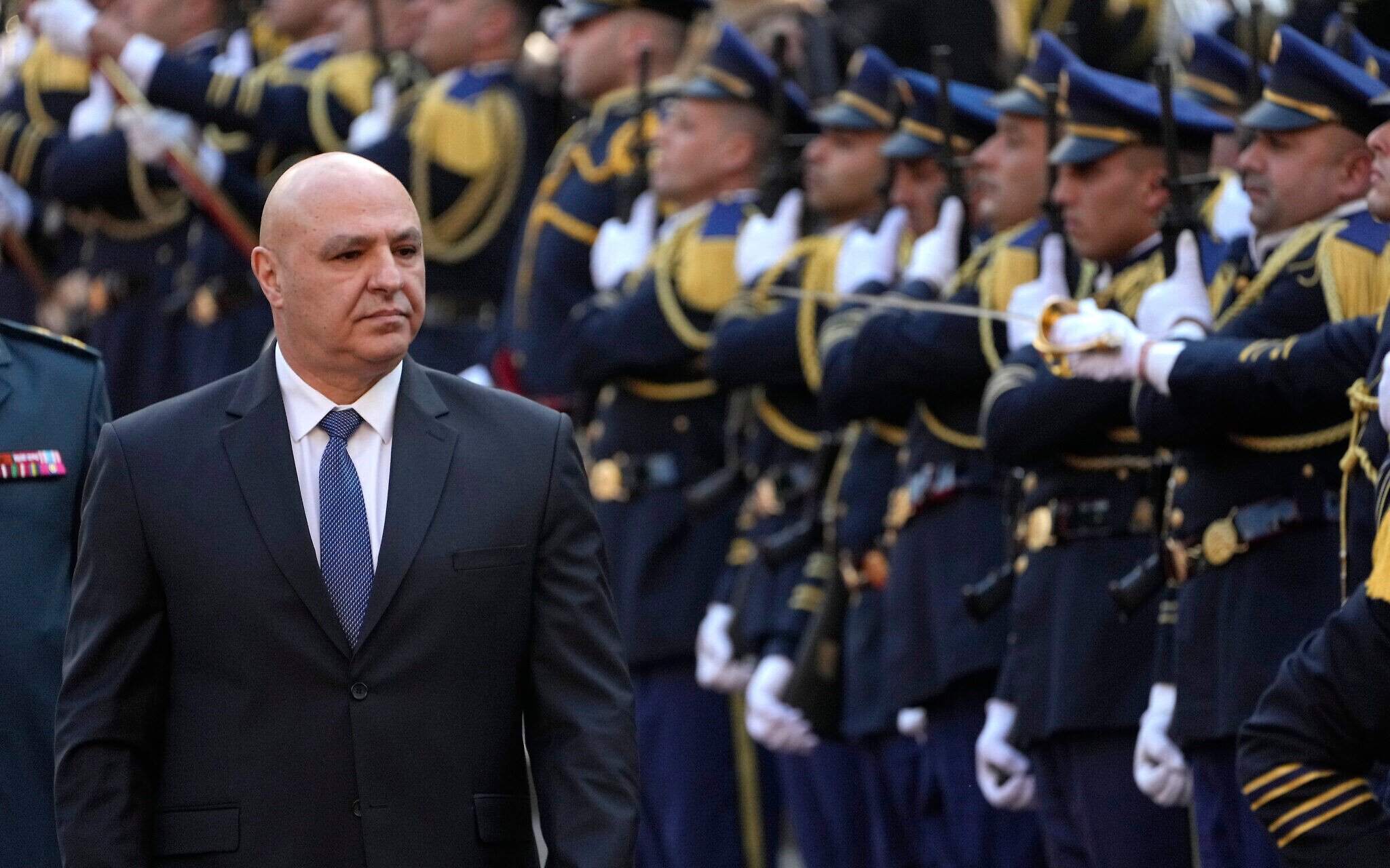 Trump says ‘disarm’ Hezbollah – Beirut says ‘contain’ Hezbollah