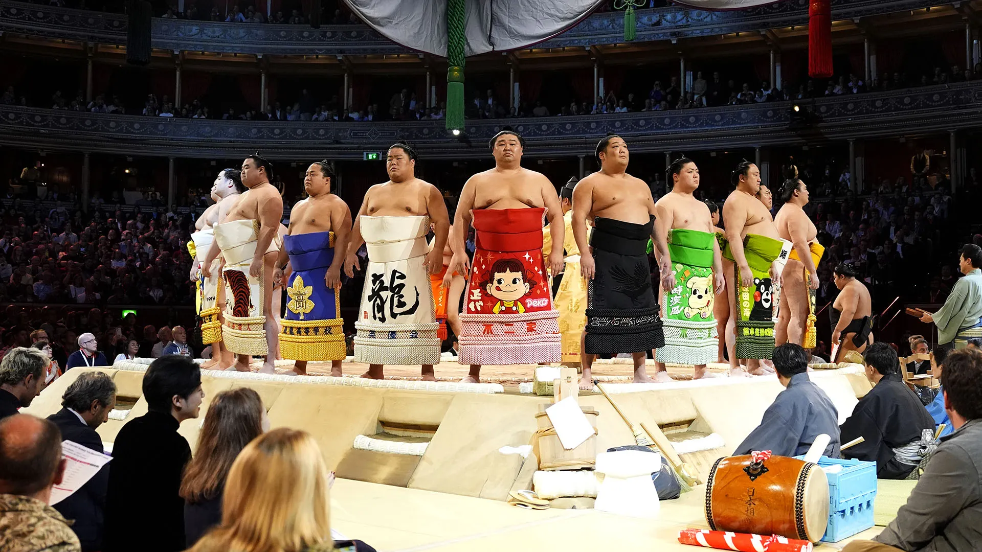 Les images impressionnantes des stars du sumo : l'évènement aura lieu à ...