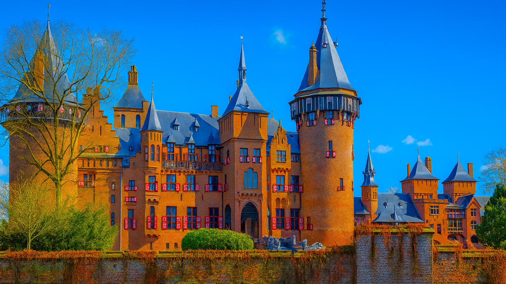Kasteel de Haar Walking Tour – Explore the Largest Castle in the ...