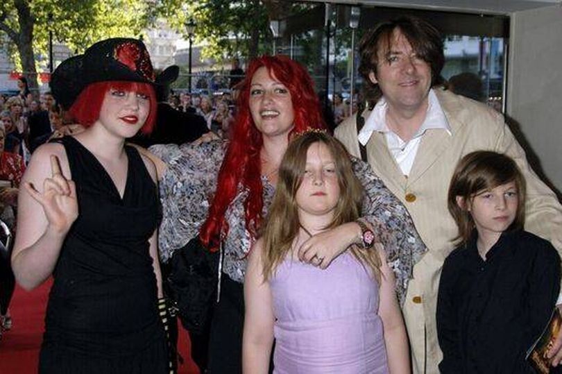 Who is Jonathan Ross' wife? Meet his famous partner