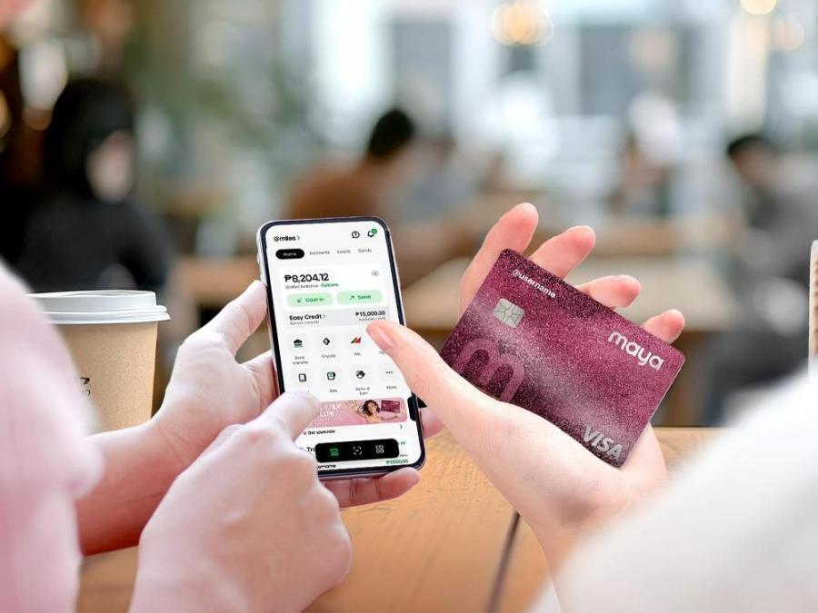 The Pink Glitter Edition Visa Card Just Dropped--Here's Why Everyone's ...