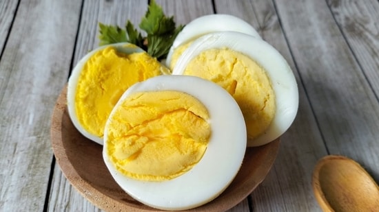 Nutritionist shares how many eggs per day a healthy adult should have ...