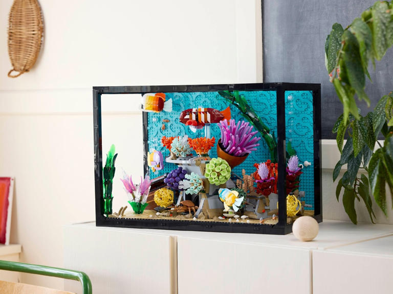 4,154 Piece LEGO Tropical Aquarium is the Perfect Fishy Shelf Exhibition