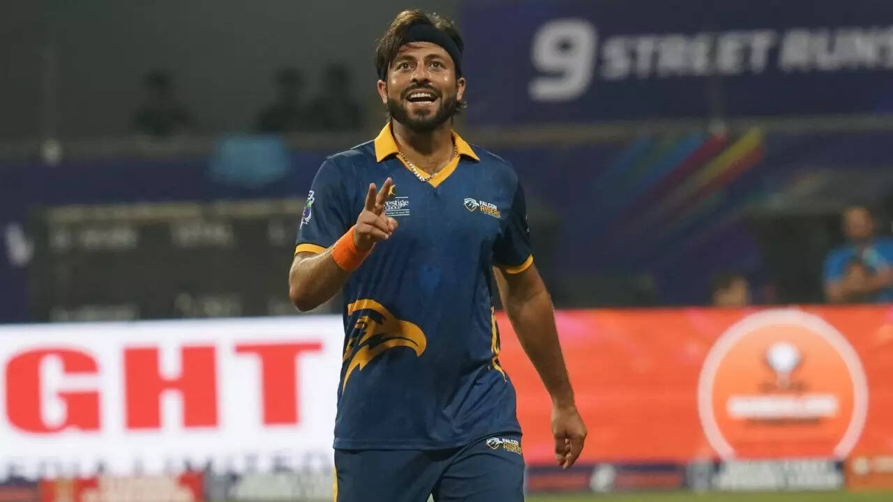 Irfan Umair, who did odd jobs before playing ISPL, makes Ranji Trophy ...