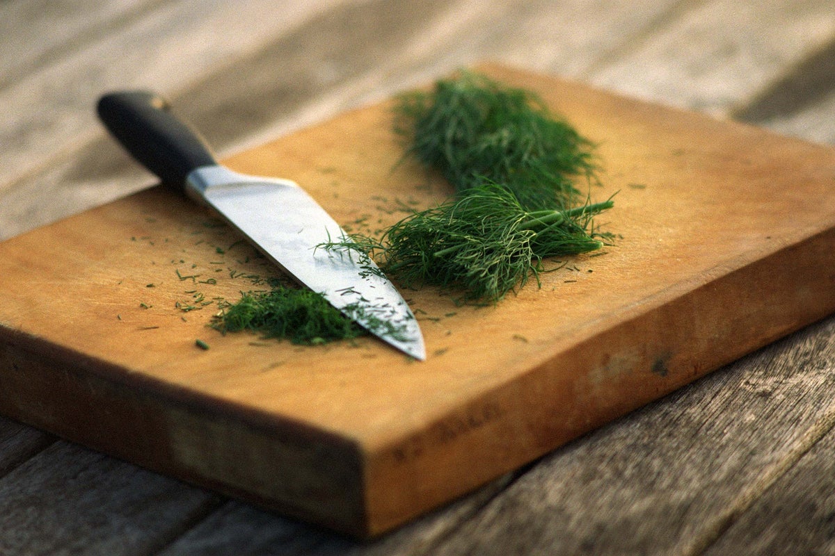 The herb that saves you from muscle cramps and aids digestion