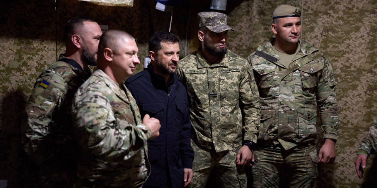 Russia Reports Surrender of Ukrainian Troops 'Abandoned by Their ...