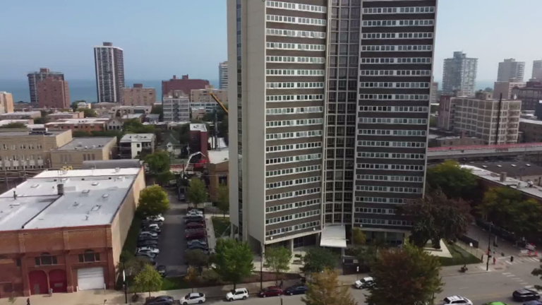 Edgewater neighborhood group sues to stop Broadway upzoning plan ...