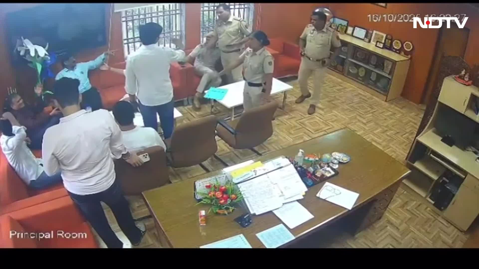 Video: Cops Watching, Delhi University Student Slaps Professor