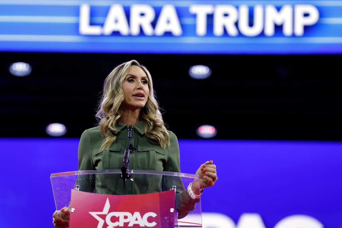 Aspiring pop star Lara Trump offers herself up to perform at the right ...