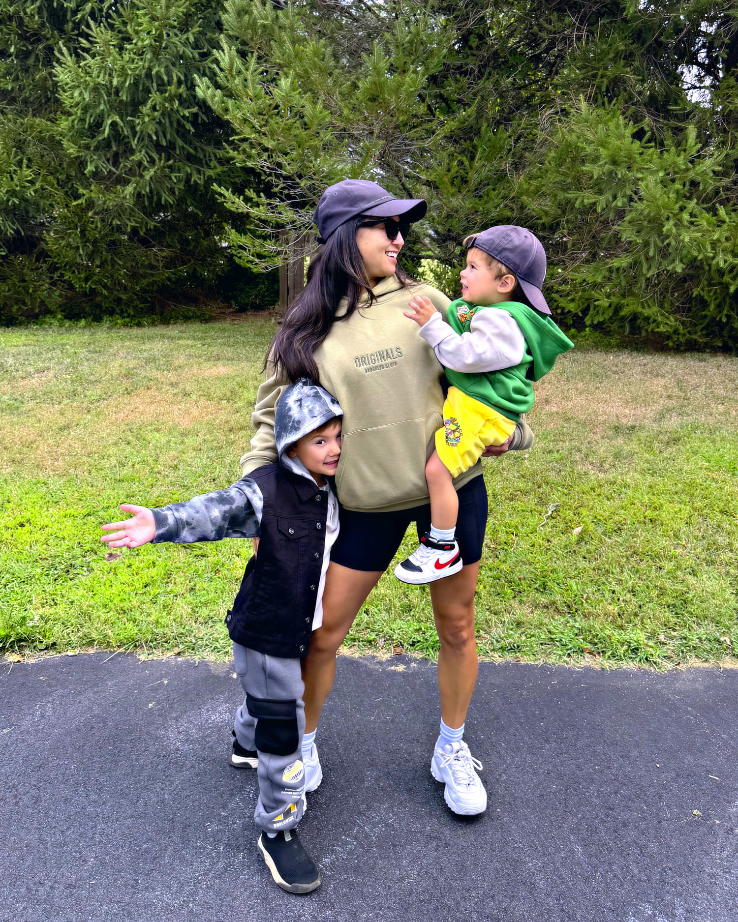 I'm a mom of 2 and personal trainer. This 1 daily habit helps me stay ...