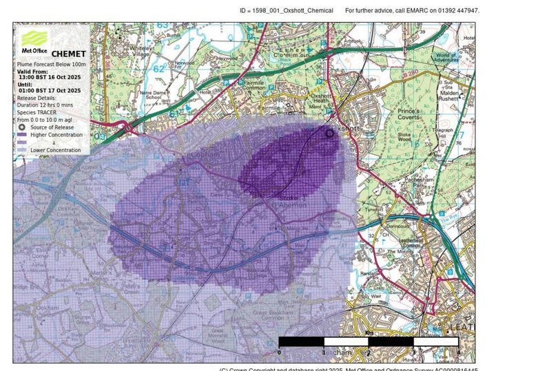 Major chemical incident as people told to 'stay indoors' over 'chlorine ...