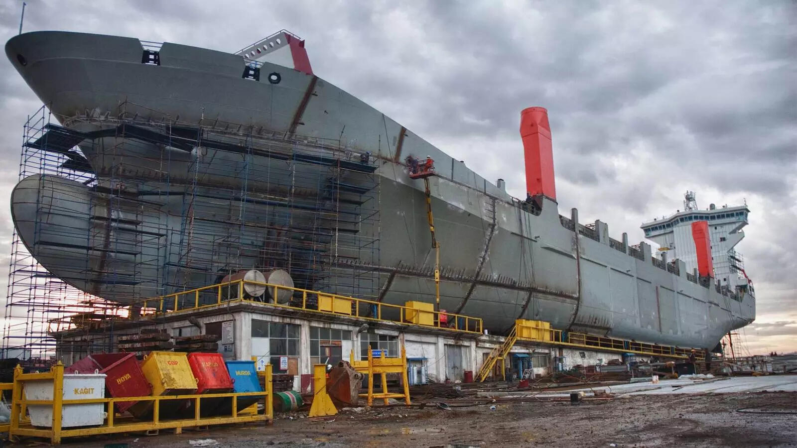 Cochin Shipyard to launch three vessels