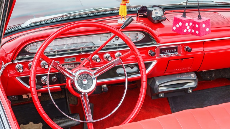 10 Classic Car Features You Never Knew Existed