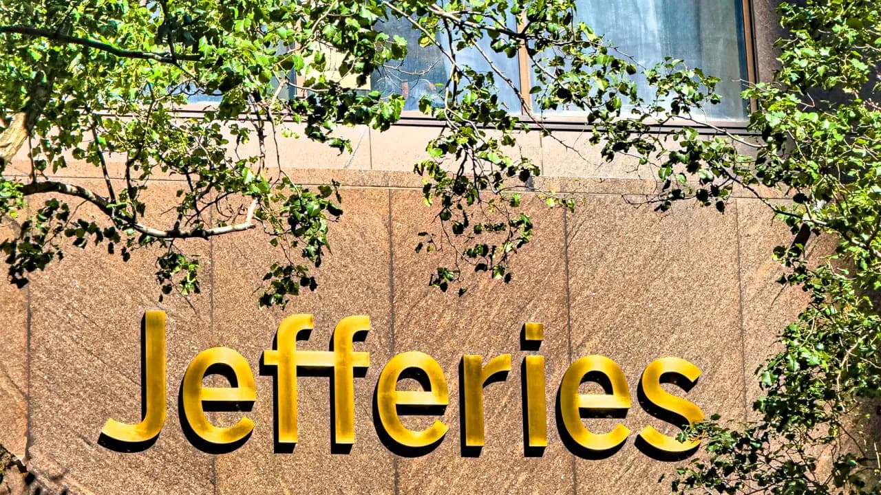 Jefferies, Zions, Western Alliance Stocks Hit By Credit Risk Concerns