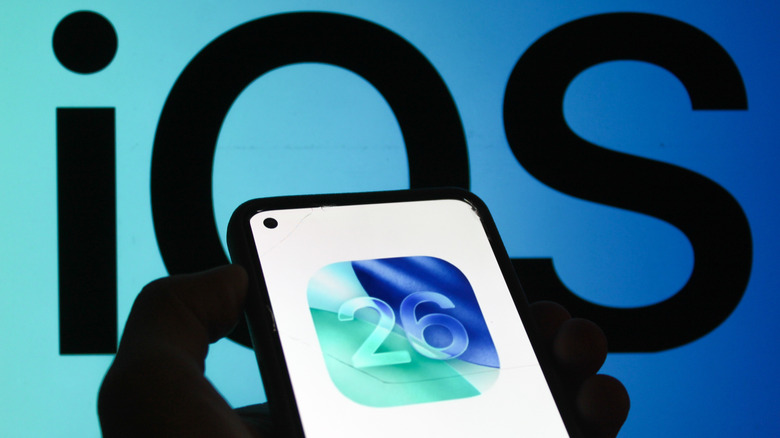 Scam Texts Are On The Rise - Here's How iOS 26 Keeps You Safe