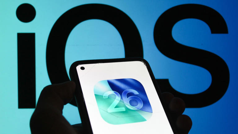 Scam Texts Are On The Rise - Here's How iOS 26 Keeps You Safe