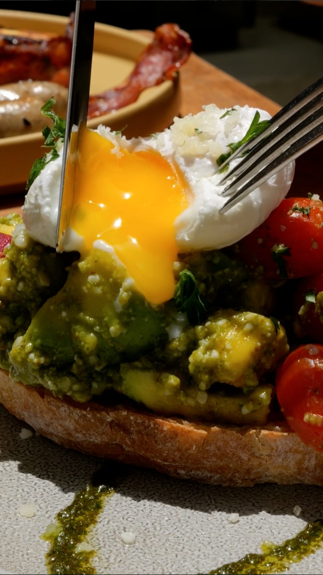 Is Your Body Lacking B12? Watch For These Signs..