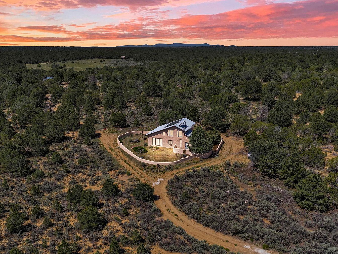 Stunning Territorial-Style Cabin on 20 Private Acres with Mountain ...