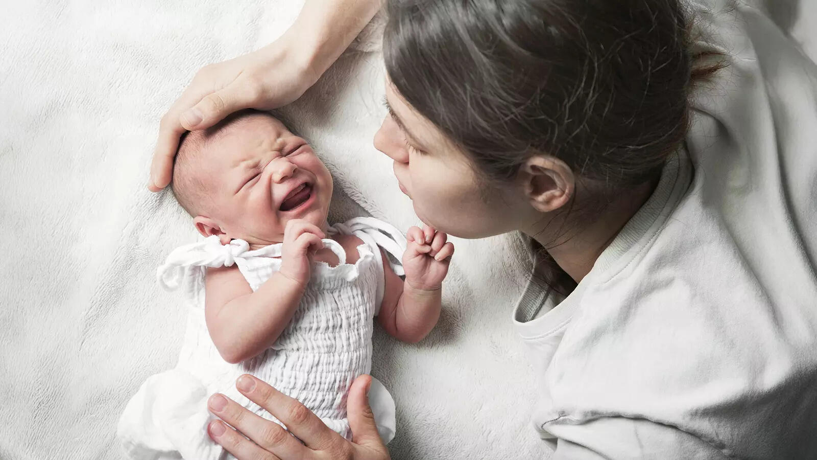 A Simple Guide for New Parents to Understand the PURPLE Phase of Crying