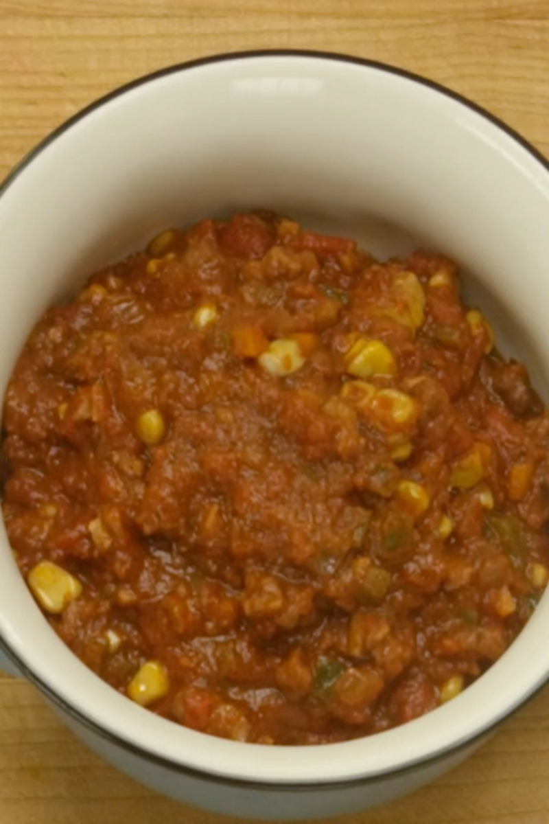 Chili tex-mex con masa, paprika affumicata e spezie forti