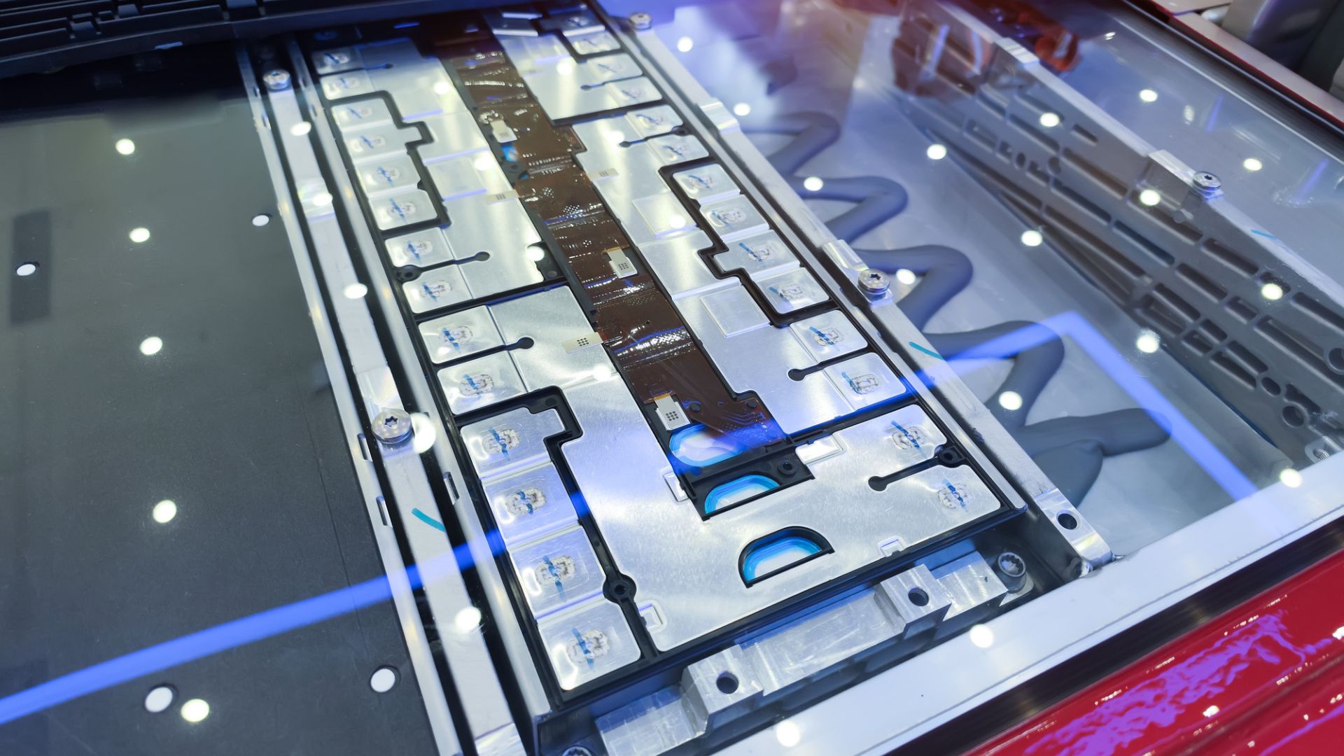 2,100 cycles, 99% efficiency: New EV battery anode promises long-life ...