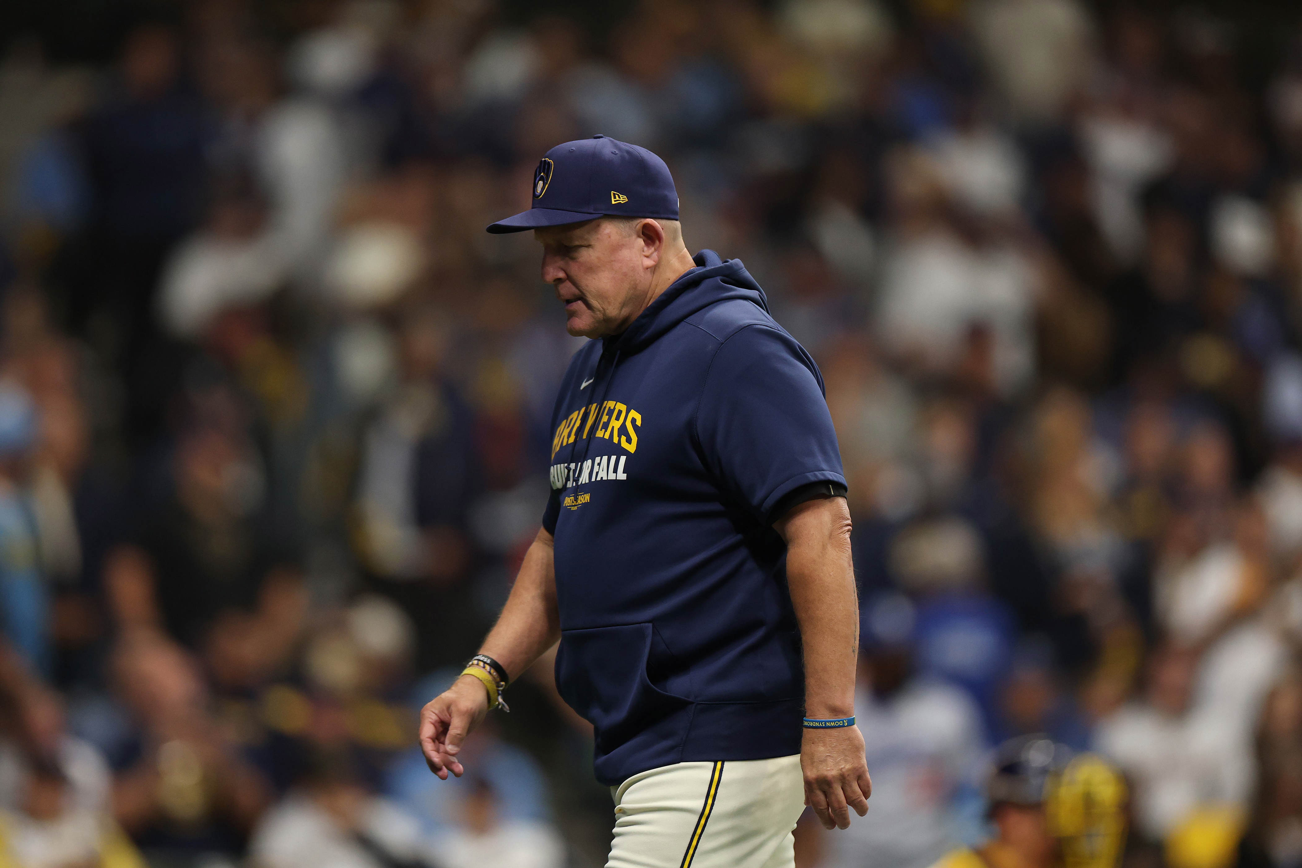 Brewers' Pat Murphy takes another dig at Dodgers stars while trailing NLCS