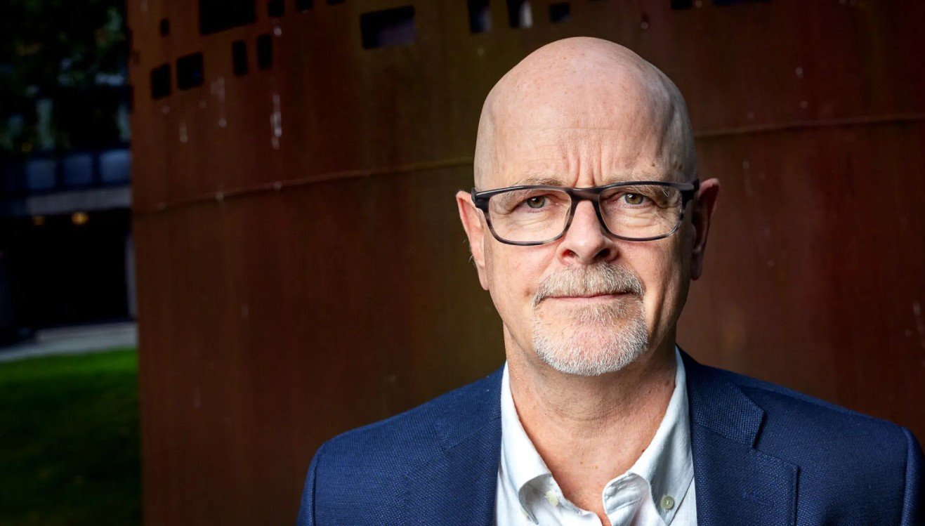 Helse Nord-topp går ned 110.000 i lønn