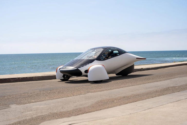 Meet Aptera Motors: The solar-powered electric vehicle company that ...