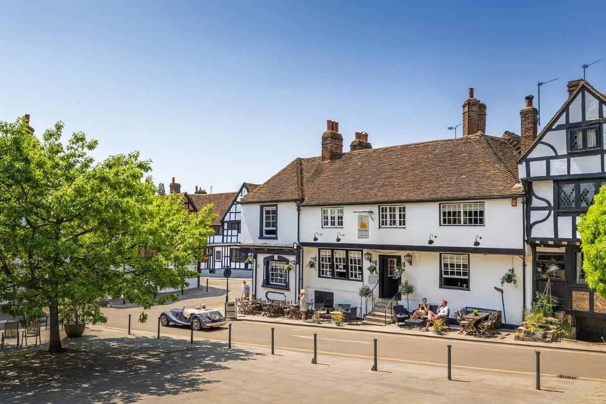 Showcase of classic cars to feature in Midhurst festival