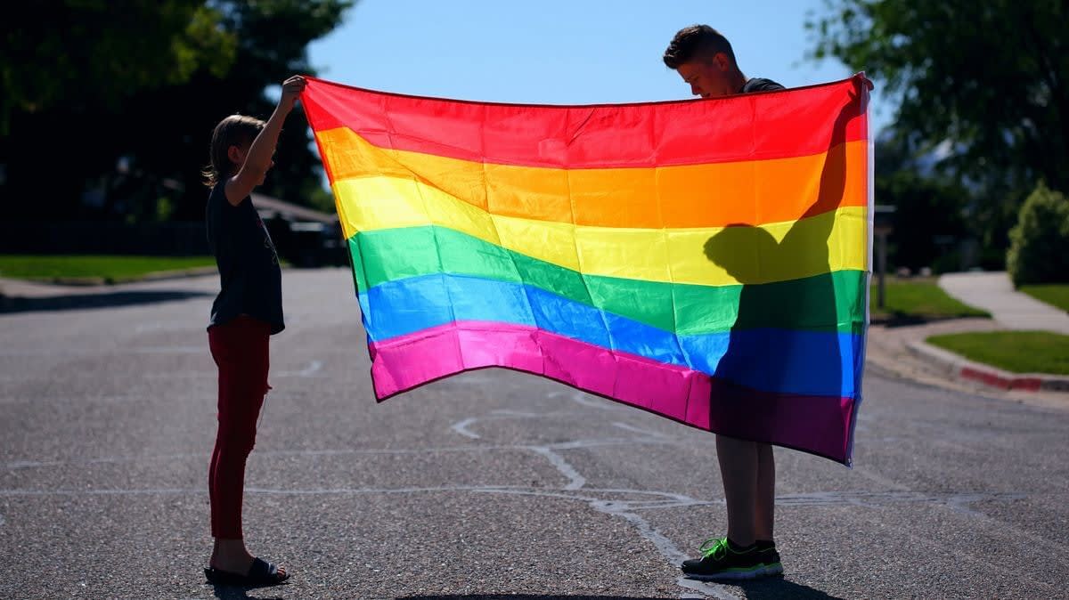 Report: Sharp decline in trans-identifying youth between 2023 and 2025