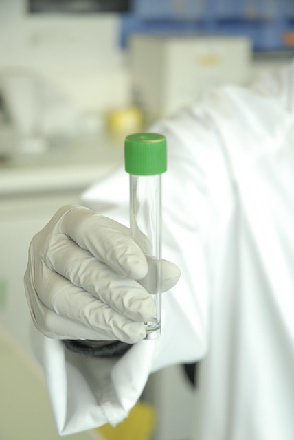 Cheek swab test could help detect early signs of cancer risk