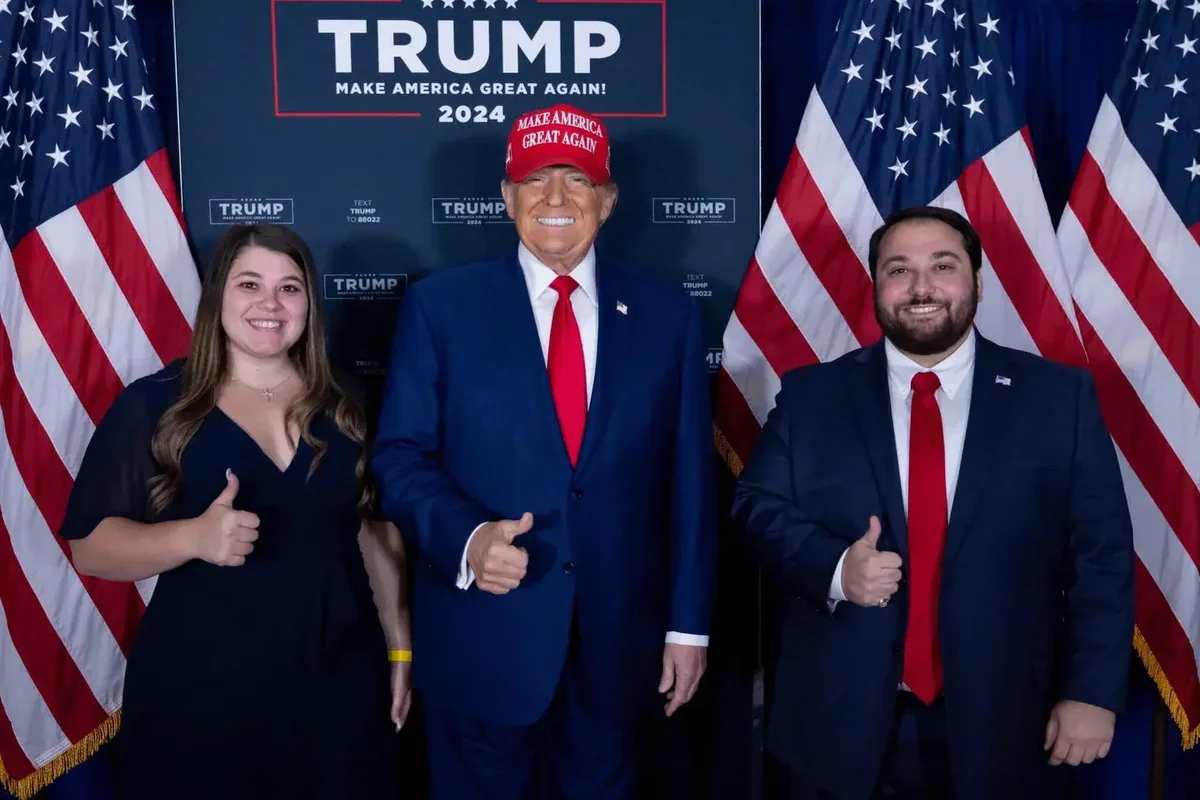 Trump photo with Republicans in racist text scandal emerges after Vance ...