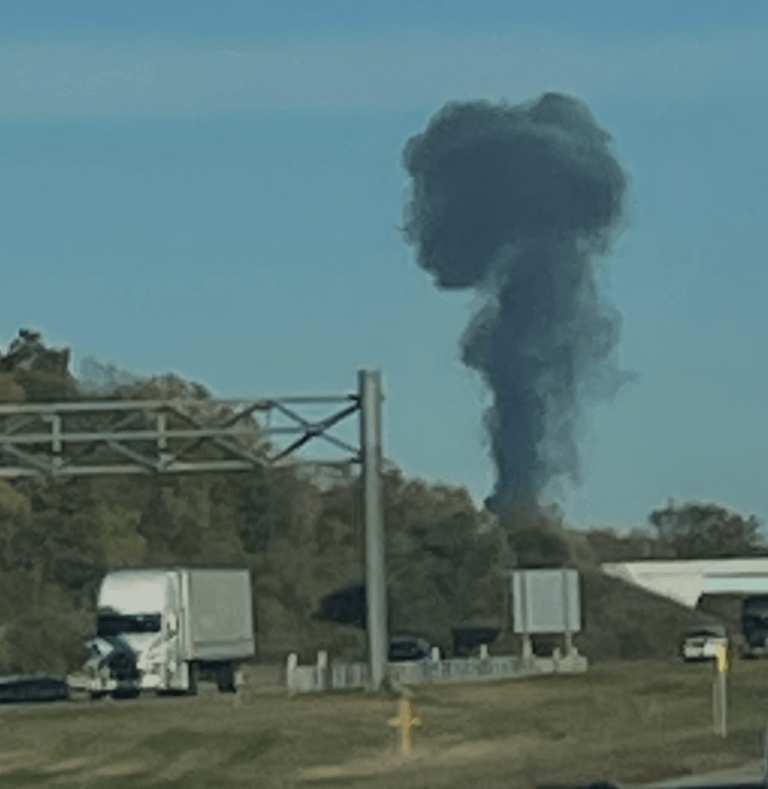 3 dead in plane crash near Lansing, officials say