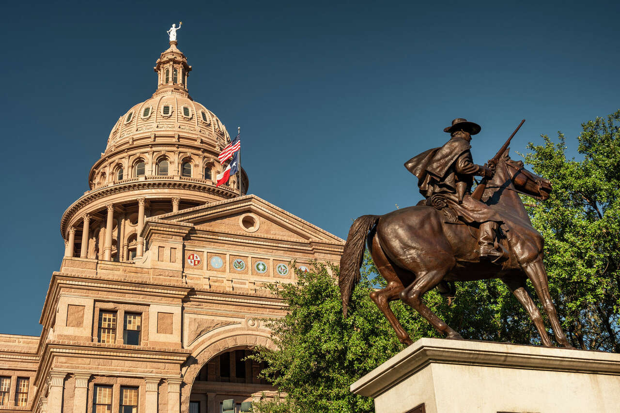 Your guide to Texas' 17 constitutional amendments on the 2025 ballot