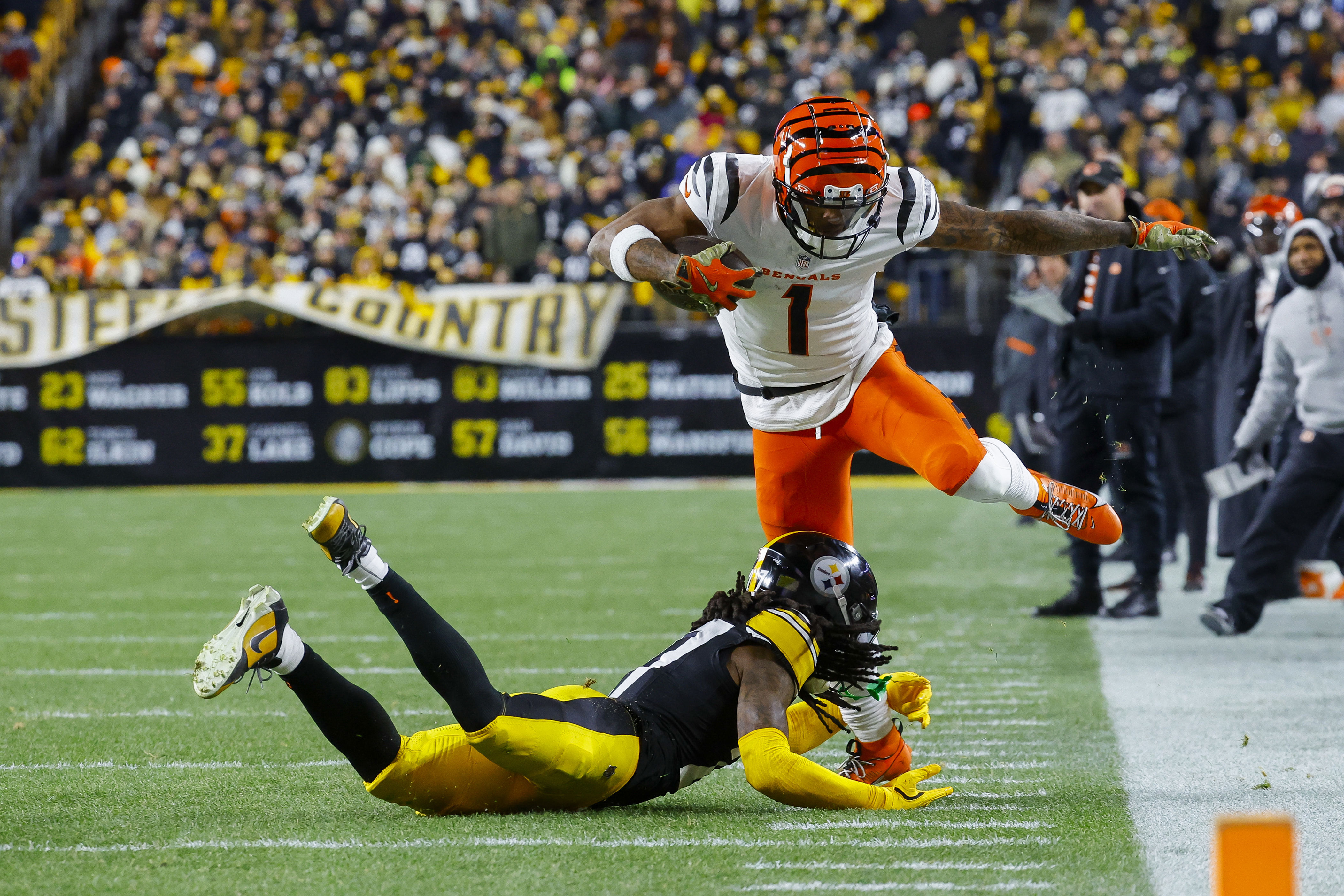 Thursday Night Football: Pittsburgh Steelers @ Cincinnati Bengals Open Live Thread & Game ...
